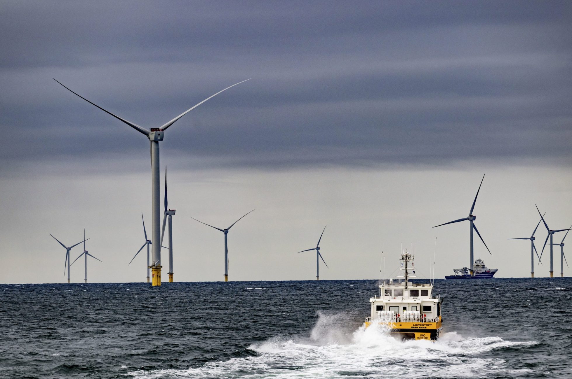 Guide to Autonomous Vessels for Hydrographic Survey in 2024 - Sea ...